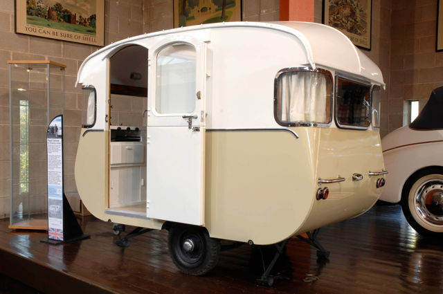 Morris Minor Traveller