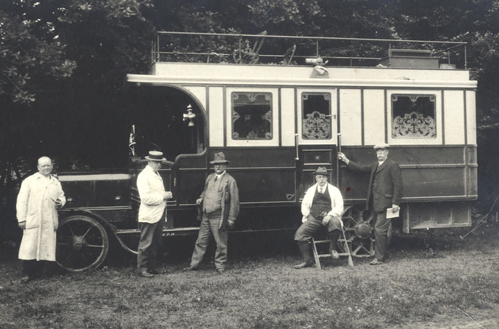 The Birth of Motor Caravanning